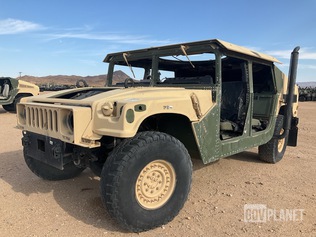 AM General M1151A1 Humvees transport quote to Long Beach, CA. VeriTread ...