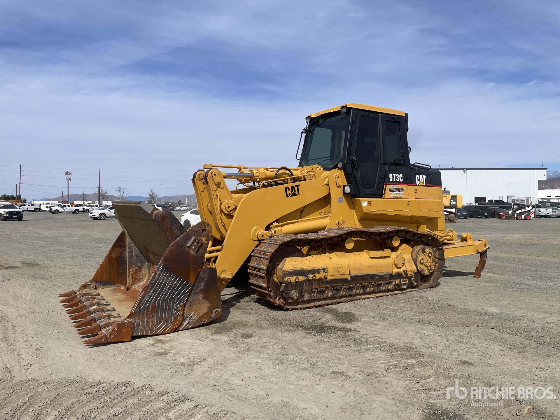 2004 Cat 973C Crawler Loader General Freight transport quote to King ...
