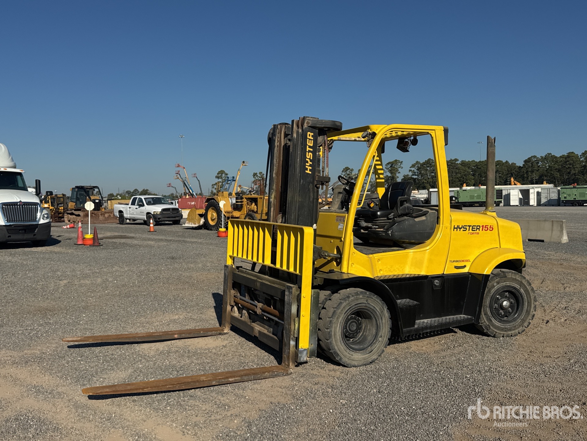 Hyster H150F Forklifts - Cushion Tire transport quote to dulzura, CA ...