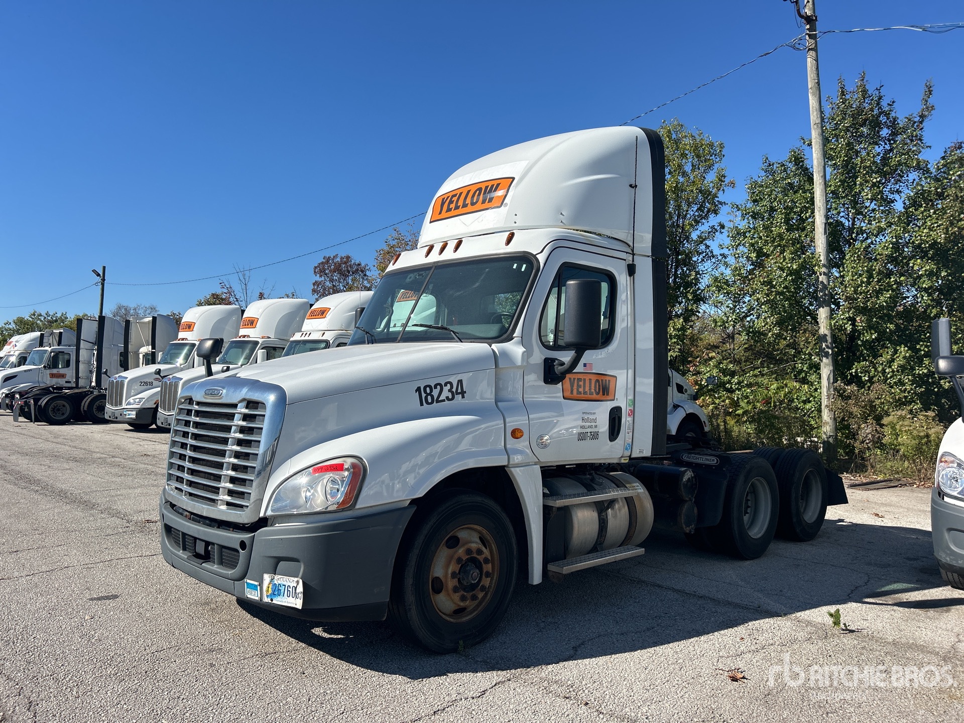 Freightliner Cascadia125 Trucks - Conventional Tractor transport quote ...