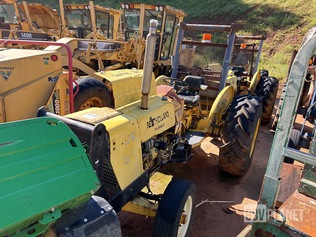 Ford 345D Farm Tractors transport quote to Pomona, CA. VeriTread Load ...