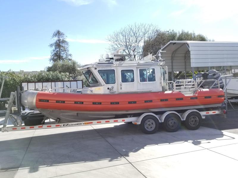 Defender Safeboat Boats transport quote to Mobile, AL. VeriTread Load ...