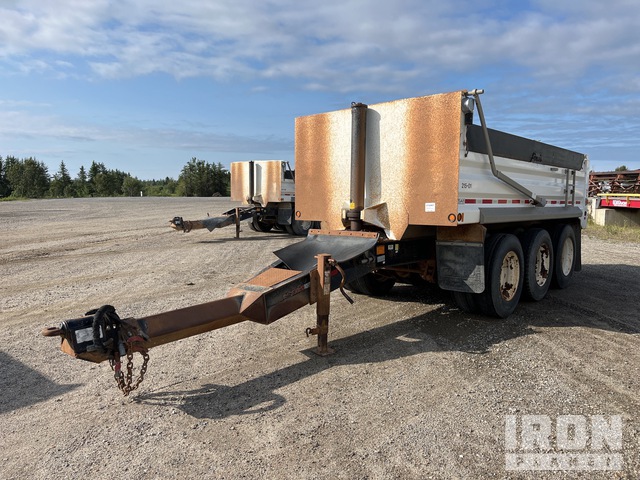 2015 Cancade 17 ft Tri/A Pup Dump Trailer General Freight transport ...