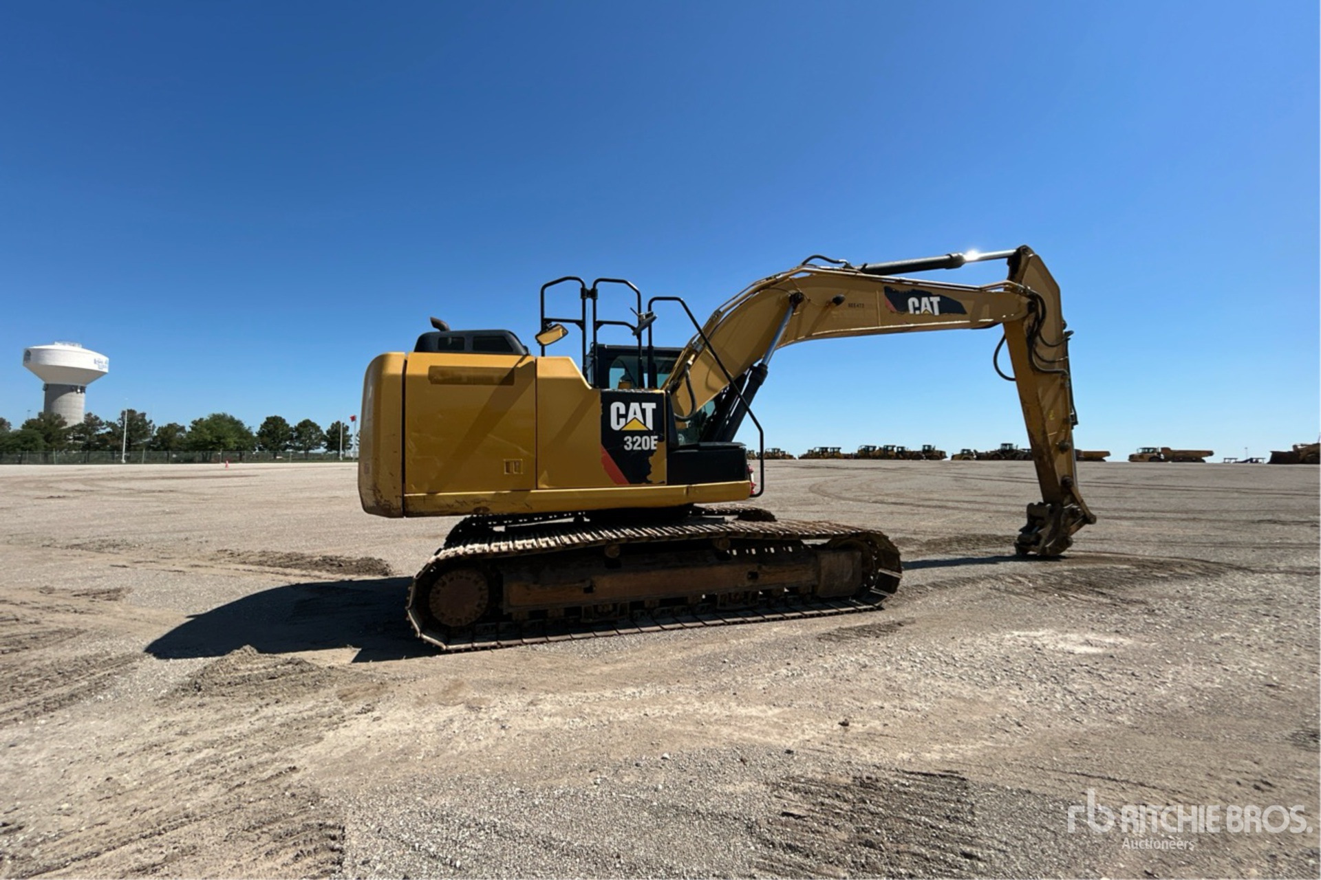 Caterpillar 320EL Excavators transport quote to Houston, TX. VeriTread ...