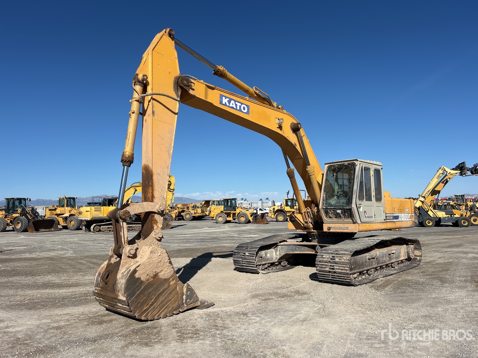 1993 Kato 800V11 LC Tracked Excavator Excavators transport quote to ...