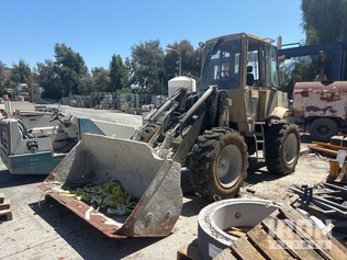 Cat IT12F Wheel Loaders transport quote to San Diego, CA. VeriTread ...