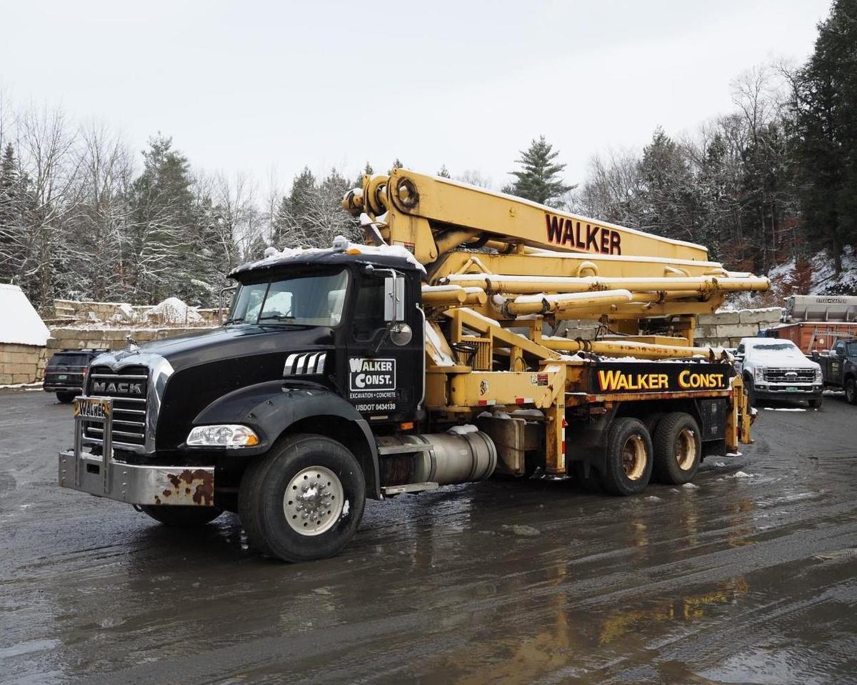 Mack CL713 Trucks - Cab & Chassis transport quote to Pharr, TX ...